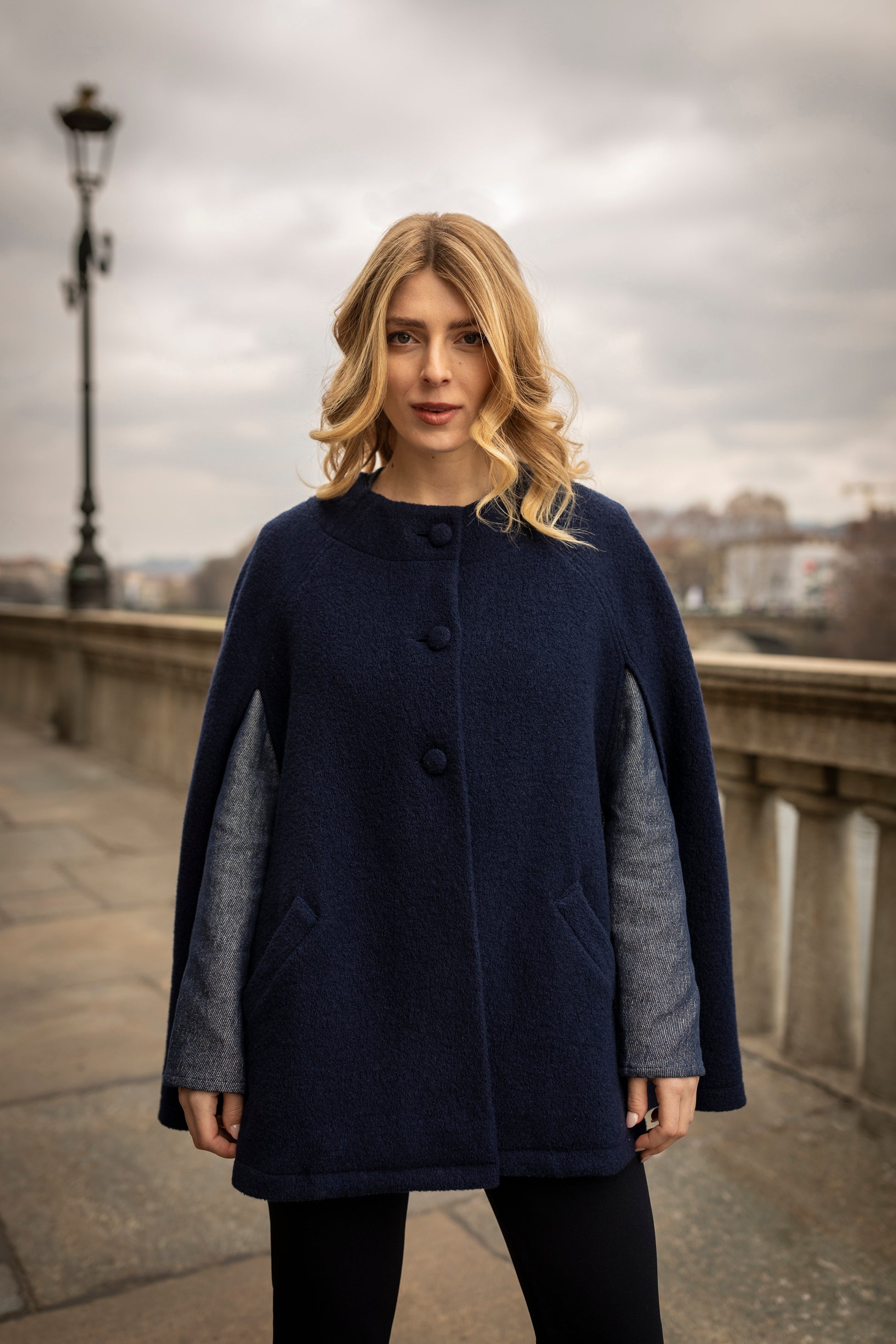 6 Ways to Style Your Cape – Marta Scarampi